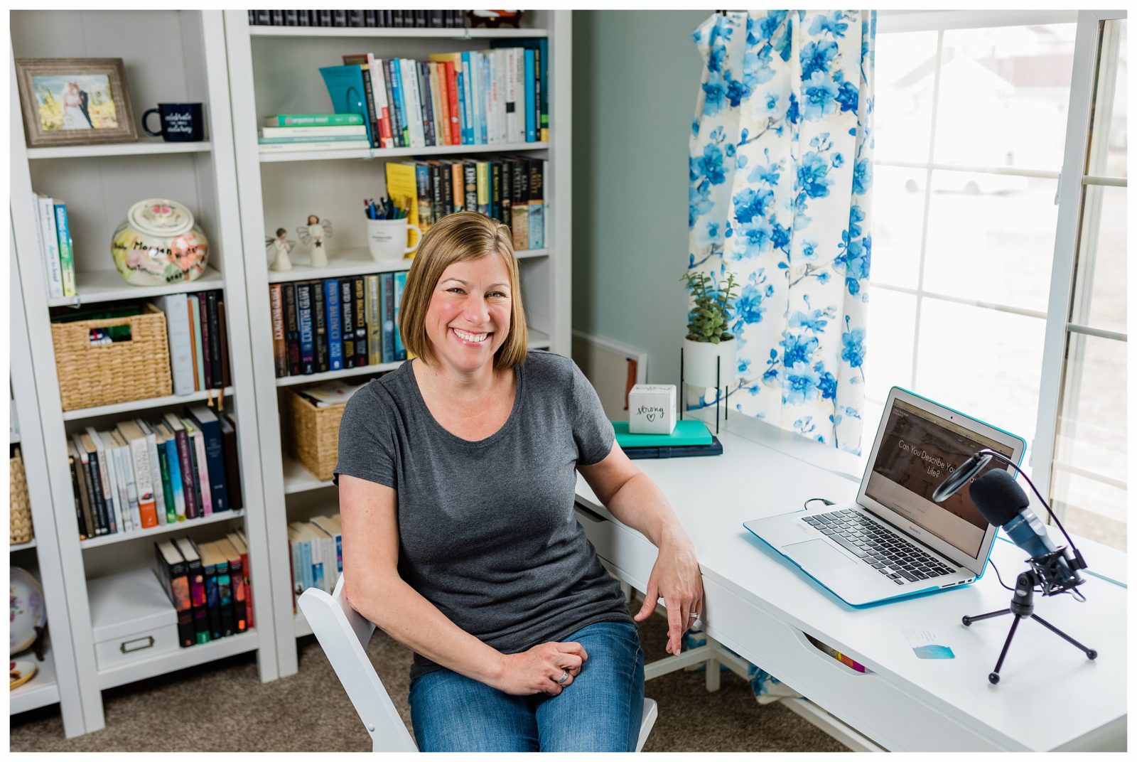 Colorado Springs Business Coach Personal Brand Photo Session | Lora ...