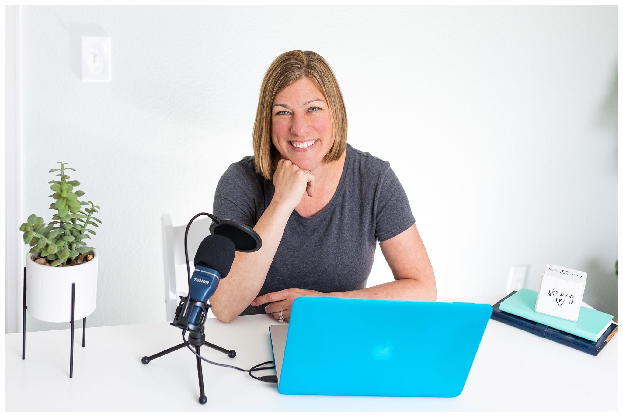 Colorado Springs Business Coach Personal Brand Photo Session | Lora ...